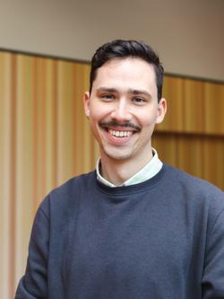 Henrik Discher • Linguistik • Fachbereich Philosophie und ...